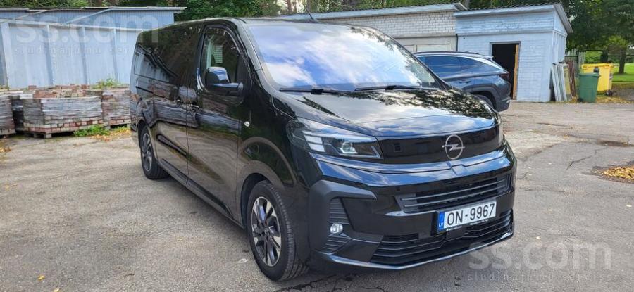 Melns Opel Zafira 2026 Jūrmala, ar dzinēja tilpumu 2.20 L un nobraukumu 10 tūkst. km par 48500 €, foto 4 vietnē AUTOMOTO.COM.LV