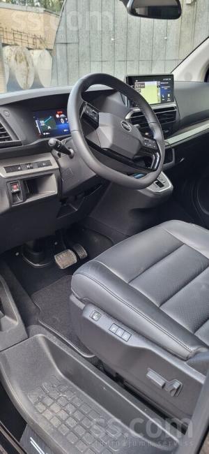 Melns Opel Zafira 2026 Jūrmala, ar dzinēja tilpumu 2.20 L un nobraukumu 10 tūkst. km par 48500 €, foto 9 vietnē AUTOMOTO.COM.LV