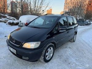 Melns Opel Zafira 1999 Viļņa, ar dzinēja tilpumu 1.80 L un nobraukumu 222 tūkst. km par 850 €, foto 3 vietnē AUTOMOTO.COM.LV