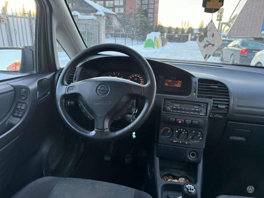 Melns Opel Zafira 1999 Viļņa, ar dzinēja tilpumu 1.80 L un nobraukumu 222 tūkst. km par 850 €, foto 11 vietnē AUTOMOTO.COM.LV