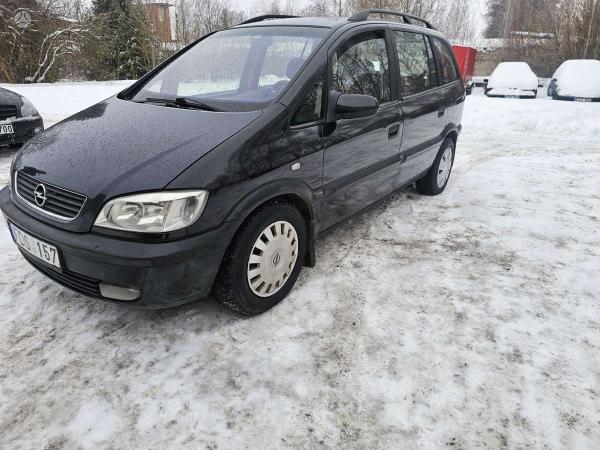 Black Opel Zafira 1999 in Jurbarkas, with an engine capacity of 2.00 L and mileage of 3000 thousand km for 800 €, photo 1 on AUTOMOTO.COM.LV