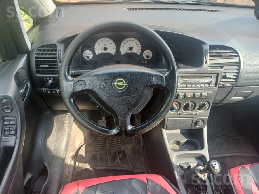 Black Opel Zafira 1999 in Cesis, with an engine capacity of 1.80 L and mileage of 460 thousand km for 650 €, photo 14 on AUTOMOTO.COM.LV
