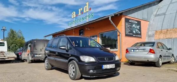 Melns Opel Zafira 2000 Valmiera, ar dzinēja tilpumu 2.00 L un nobraukumu 300 tūkst. km par 1150 €, foto 1 vietnē AUTOMOTO.COM.LV