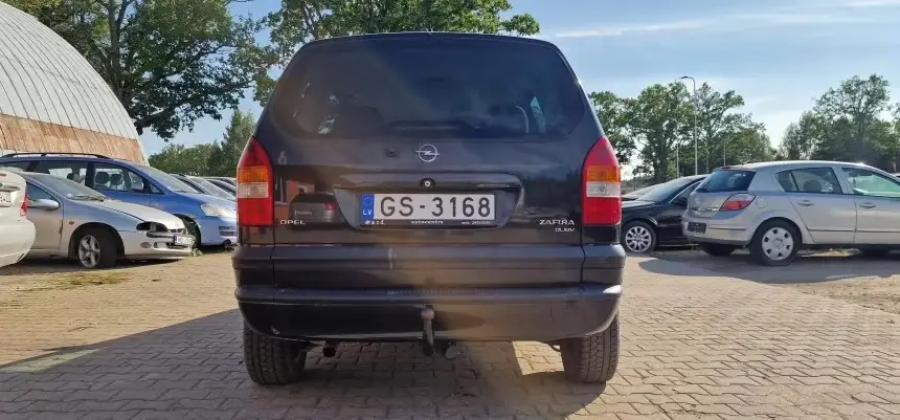 Melns Opel Zafira 2000 Valmiera, ar dzinēja tilpumu 2.00 L un nobraukumu 300 tūkst. km par 1150 €, foto 5 vietnē AUTOMOTO.COM.LV