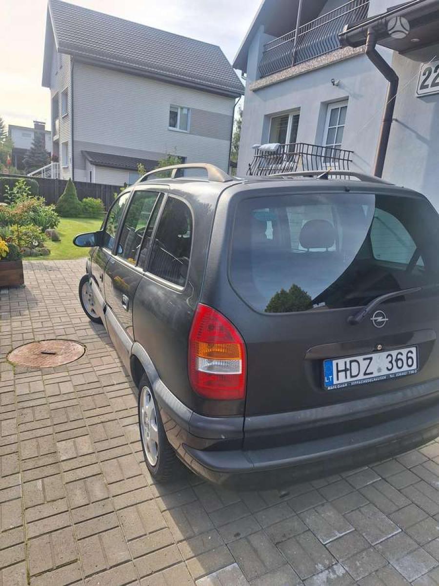 Melns Opel Zafira 2000 Viļņa, ar dzinēja tilpumu 1.80 L un nobraukumu 288 tūkst. km par 800 €, foto 11 vietnē AUTOMOTO.COM.LV