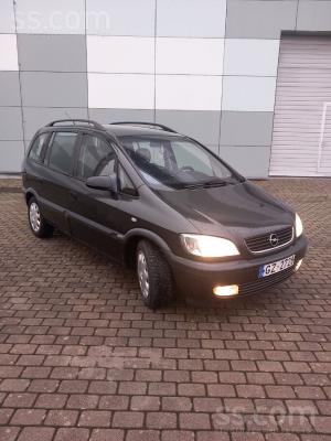 Black Opel Zafira 2001 in Dobele, with an engine capacity of 1.80 L and mileage of 320 thousand km for 1350 €, photo 6 on AUTOMOTO.COM.LV