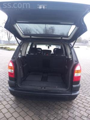 Black Opel Zafira 2001 in Dobele, with an engine capacity of 1.80 L and mileage of 320 thousand km for 1350 €, photo 8 on AUTOMOTO.COM.LV