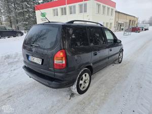 Melns Opel Zafira 2001 Radviliškis, ar dzinēja tilpumu 2.00 L un nobraukumu 419 tūkst. km par 1050 €, foto 3 vietnē AUTOMOTO.COM.LV