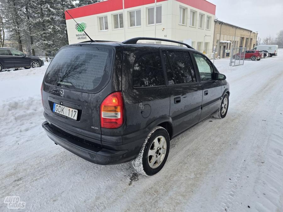 Melns Opel Zafira 2001 Radviliškis, ar dzinēja tilpumu 2.00 L un nobraukumu 419 tūkst. km par 1050 €, foto 3 vietnē AUTOMOTO.COM.LV