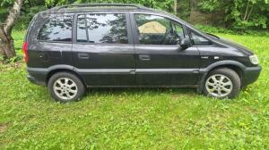 Melns Opel Zafira 2001 Valka, ar dzinēja tilpumu 1.80 L un nobraukumu 333 tūkst. km par 570 €, foto  vietnē AUTOMOTO.COM.LV