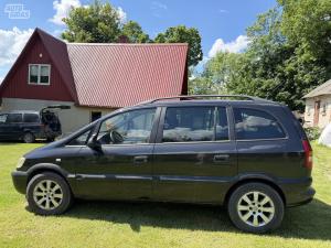 Black Opel Zafira 2001 in Alytus, with an engine capacity of 2.00 L and mileage of 287 thousand km for 550 €, photo 4 on AUTOMOTO.COM.LV
