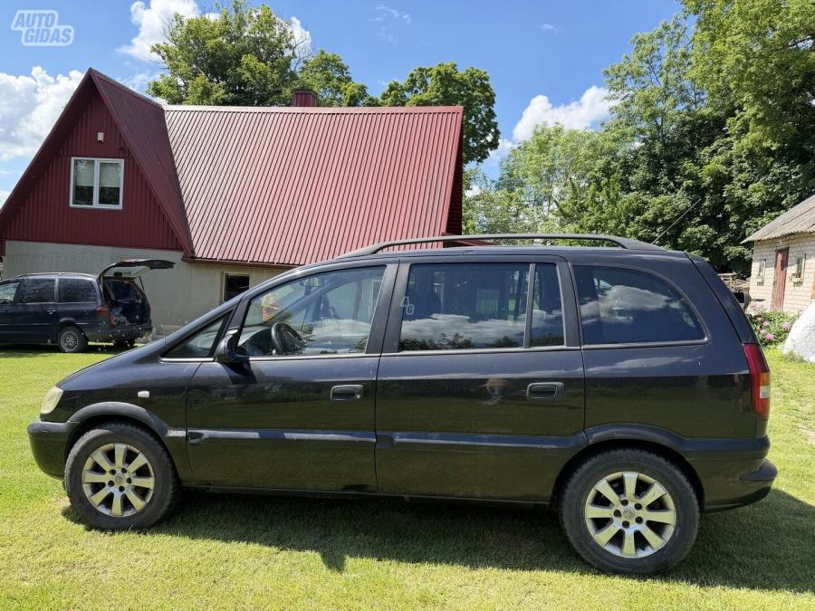 Black Opel Zafira 2001 in Alytus, with an engine capacity of 2.00 L and mileage of 287 thousand km for 550 €, photo 4 on AUTOMOTO.COM.LV