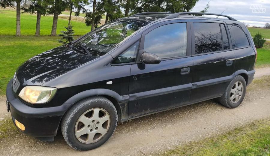 Black Opel Zafira 2002 in Skuodas, with an engine capacity of 2.20 L and mileage of 321 thousand km for 800 €, photo 4 on AUTOMOTO.COM.LV
