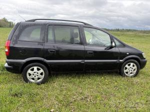 Черный Опель Зафира 2002 в Резекне, объемом двигателя 2.00 л и пробегом 268 тыс. км за 1500 €, фото 12 на AUTOMOTO.COM.LV