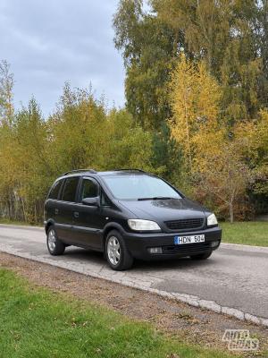 Black Opel Zafira 2002 in Vilnius, with an engine capacity of 2.00 L and mileage of 300 thousand km for 700 €, photo 4 on AUTOMOTO.COM.LV