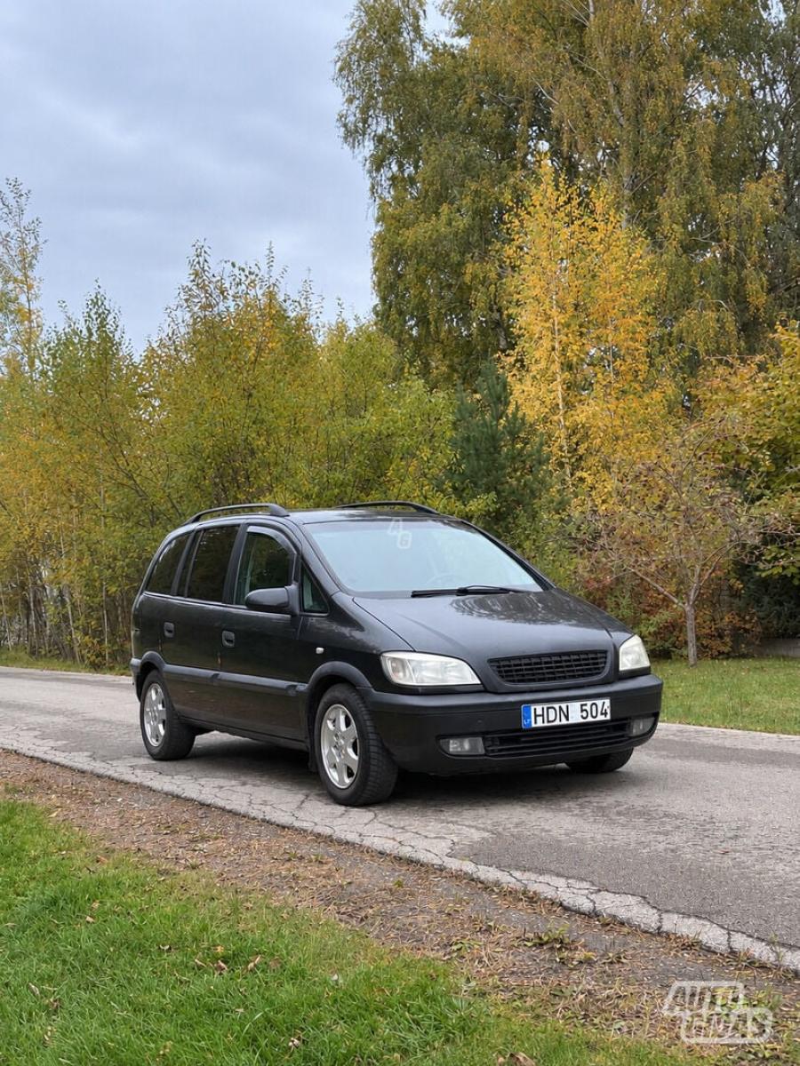 Black Opel Zafira 2002 in Vilnius, with an engine capacity of 2.00 L and mileage of 300 thousand km for 700 €, photo 4 on AUTOMOTO.COM.LV