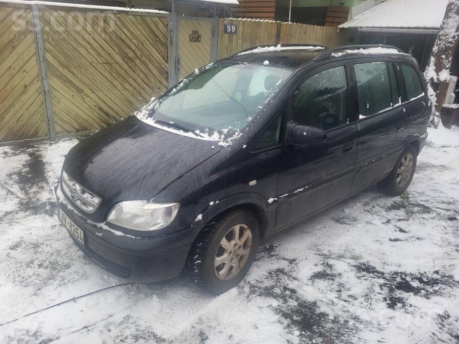 Melns Opel Zafira 2003 Rīga, ar dzinēja tilpumu 2.00 L un nobraukumu 352 tūkst. km par 700 €, foto 1 vietnē AUTOMOTO.COM.LV