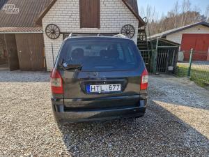 Black Opel Zafira 2003 in Prienai, with an engine capacity of 2.20 L and mileage of 384 thousand km for 400 €, photo 7 on AUTOMOTO.COM.LV