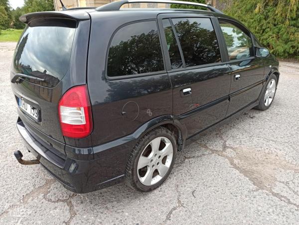 Melns Opel Zafira 2003 Viļņa, ar dzinēja tilpumu 2.20 L un nobraukumu 396 tūkst. km par 1000 €, foto 5 vietnē AUTOMOTO.COM.LV