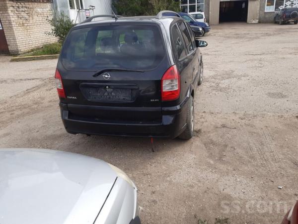 Opel Zafira 2003 JÄkabpils vietnÄ Melns Opel Zafira 2003 JÄkabpils, ar dzinÄja tilpumu 2.20 L un nobraukumu 279 tÅ«kst. km par 460 ā¬, foto 3 vietnÄ AUTOMOTO.COM.LV