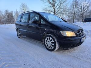Melns Opel Zafira 2004 Radviliškis, ar dzinēja tilpumu 2.00 L un nobraukumu 329 tūkst. km par 1050 €, foto 5 vietnē AUTOMOTO.COM.LV