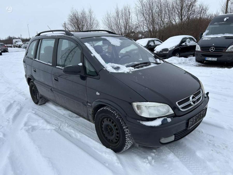 Melns Opel Zafira 2004 Vilkaviškis, ar dzinēja tilpumu 2.20 L un nobraukumu 180 tūkst. km par 950 €, foto 3 vietnē AUTOMOTO.COM.LV