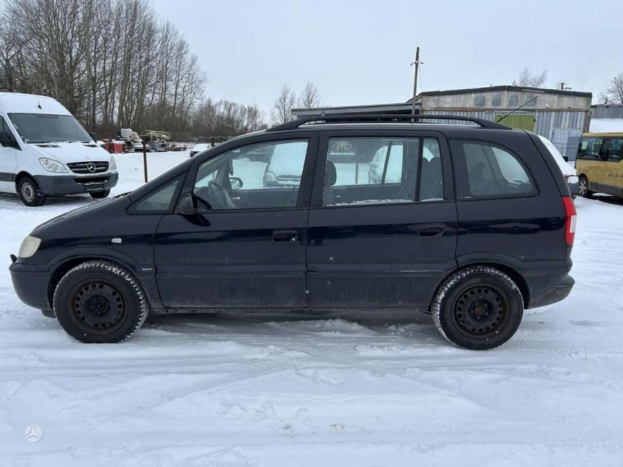 Melns Opel Zafira 2004 Vilkaviškis, ar dzinēja tilpumu 2.20 L un nobraukumu 180 tūkst. km par 950 €, foto 7 vietnē AUTOMOTO.COM.LV