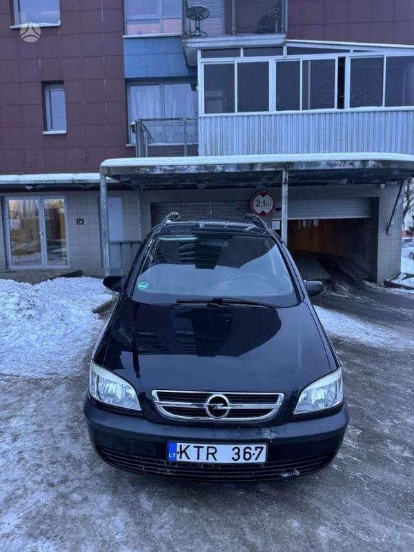 Melns Opel Zafira 2004 Klaipėda, ar dzinēja tilpumu 2.00 L un nobraukumu 314 tūkst. km par 1150 €, foto 1 vietnē AUTOMOTO.COM.LV