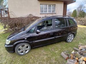 Melns Opel Zafira 2004 Kazlų Rūda, ar dzinēja tilpumu 2.20 L un nobraukumu 270 tūkst. km par 750 €, foto 8 vietnē AUTOMOTO.COM.LV