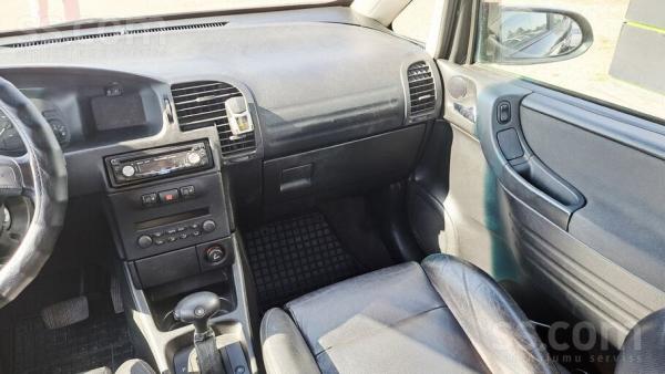 Black Opel Zafira 2004 in Riga, with an engine capacity of 2.00 L and mileage of 410 thousand km for 1490 €, photo 10 on AUTOMOTO.COM.LV