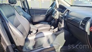 Melns Opel Zafira 2004 Rīga, ar dzinēja tilpumu 2.00 L un nobraukumu 410 tūkst. km par 1490 €, foto 8 vietnē AUTOMOTO.COM.LV