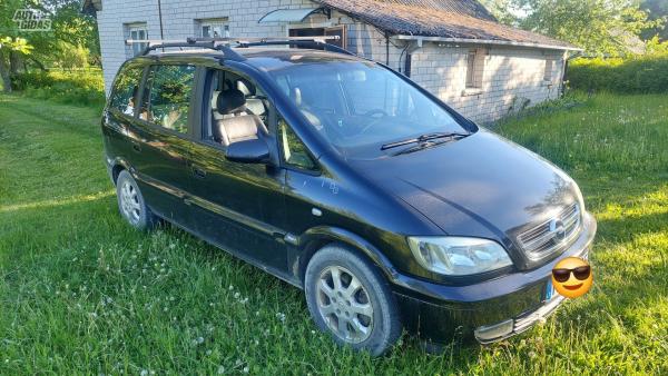 Black Opel Zafira 2004 in Alytus, with an engine capacity of 2.00 L and mileage of 335 thousand km for 550 €, photo 2 on AUTOMOTO.COM.LV