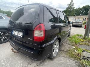 Melns Opel Zafira 2004 Rīga, ar dzinēja tilpumu 2.20 L un nobraukumu 342 tūkst. km par 1350 €, foto 5 vietnē AUTOMOTO.COM.LV