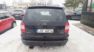 Black Opel Zafira 2004 in Riga, with an engine capacity of 2.00 L and mileage of 410 thousand km for 1500 €, photo 4 on AUTOMOTO.COM.LV