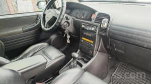 Black Opel Zafira 2004 in Riga, with an engine capacity of 2.00 L and mileage of 410 thousand km for 1500 €, photo 5 on AUTOMOTO.COM.LV