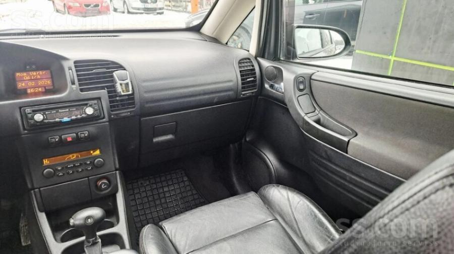 Black Opel Zafira 2004 in Riga, with an engine capacity of 2.00 L and mileage of 410 thousand km for 1500 €, photo 7 on AUTOMOTO.COM.LV