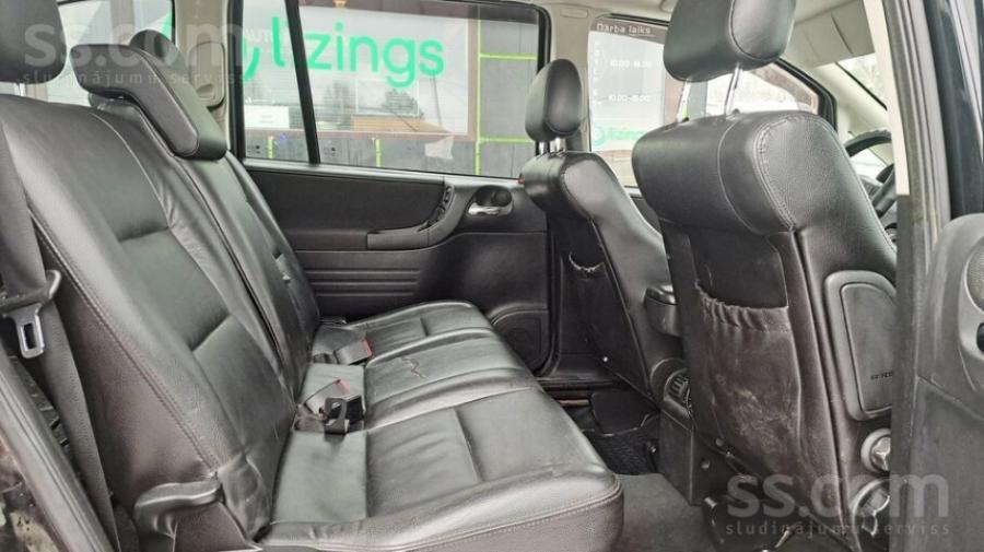 Black Opel Zafira 2004 in Riga, with an engine capacity of 2.00 L and mileage of 410 thousand km for 1500 €, photo 16 on AUTOMOTO.COM.LV