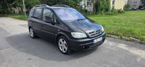 Melns Opel Zafira 2004 Viļņa, ar dzinēja tilpumu 1.80 L un nobraukumu 257 tūkst. km par 1200 €, foto  vietnē AUTOMOTO.COM.LV