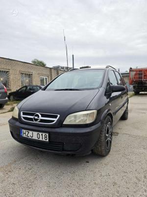 Melns Opel Zafira 2004 Plungė, ar dzinēja tilpumu 2.20 L un nobraukumu 405 tūkst. km par 900 €, foto  vietnē AUTOMOTO.COM.LV