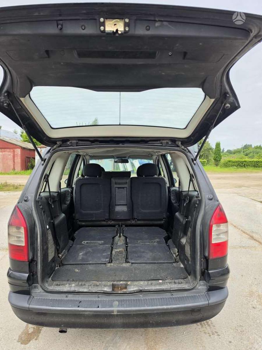 Melns Opel Zafira 2004 Plungė, ar dzinēja tilpumu 2.20 L un nobraukumu 405 tūkst. km par 900 €, foto 12 vietnē AUTOMOTO.COM.LV