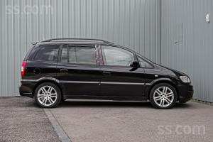 Melns Opel Zafira 2004 Ogre, ar dzinēja tilpumu 2.00 L un nobraukumu 306 tūkst. km par 2250 €, foto 6 vietnē AUTOMOTO.COM.LV