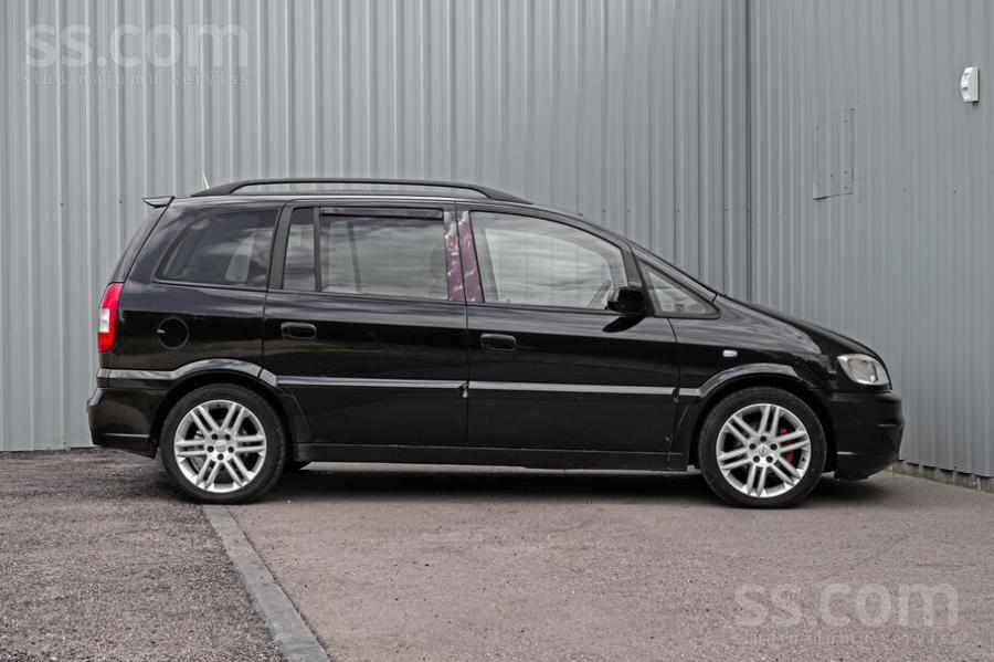 Melns Opel Zafira 2004 Ogre, ar dzinēja tilpumu 2.00 L un nobraukumu 306 tūkst. km par 2250 €, foto 6 vietnē AUTOMOTO.COM.LV