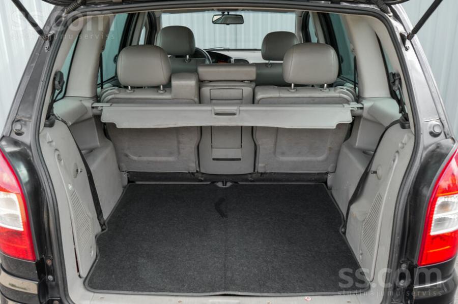 Melns Opel Zafira 2004 Ogre, ar dzinēja tilpumu 2.00 L un nobraukumu 306 tūkst. km par 2250 €, foto 10 vietnē AUTOMOTO.COM.LV