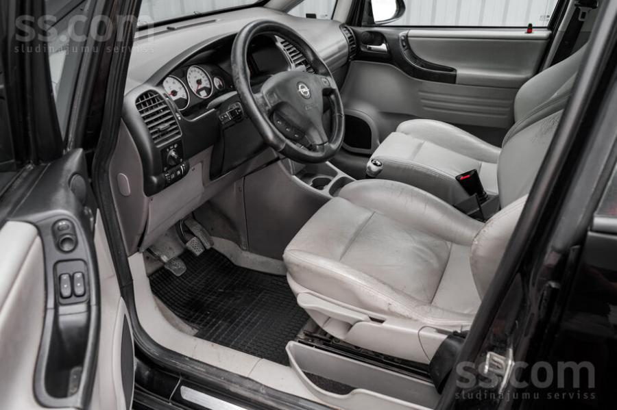 Melns Opel Zafira 2004 Ogre, ar dzinēja tilpumu 2.00 L un nobraukumu 306 tūkst. km par 2250 €, foto 15 vietnē AUTOMOTO.COM.LV