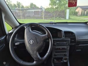 Melns Opel Zafira 2004 Viļņa, ar dzinēja tilpumu 2.00 L un nobraukumu 385 tūkst. km par 990 €, foto 6 vietnē AUTOMOTO.COM.LV