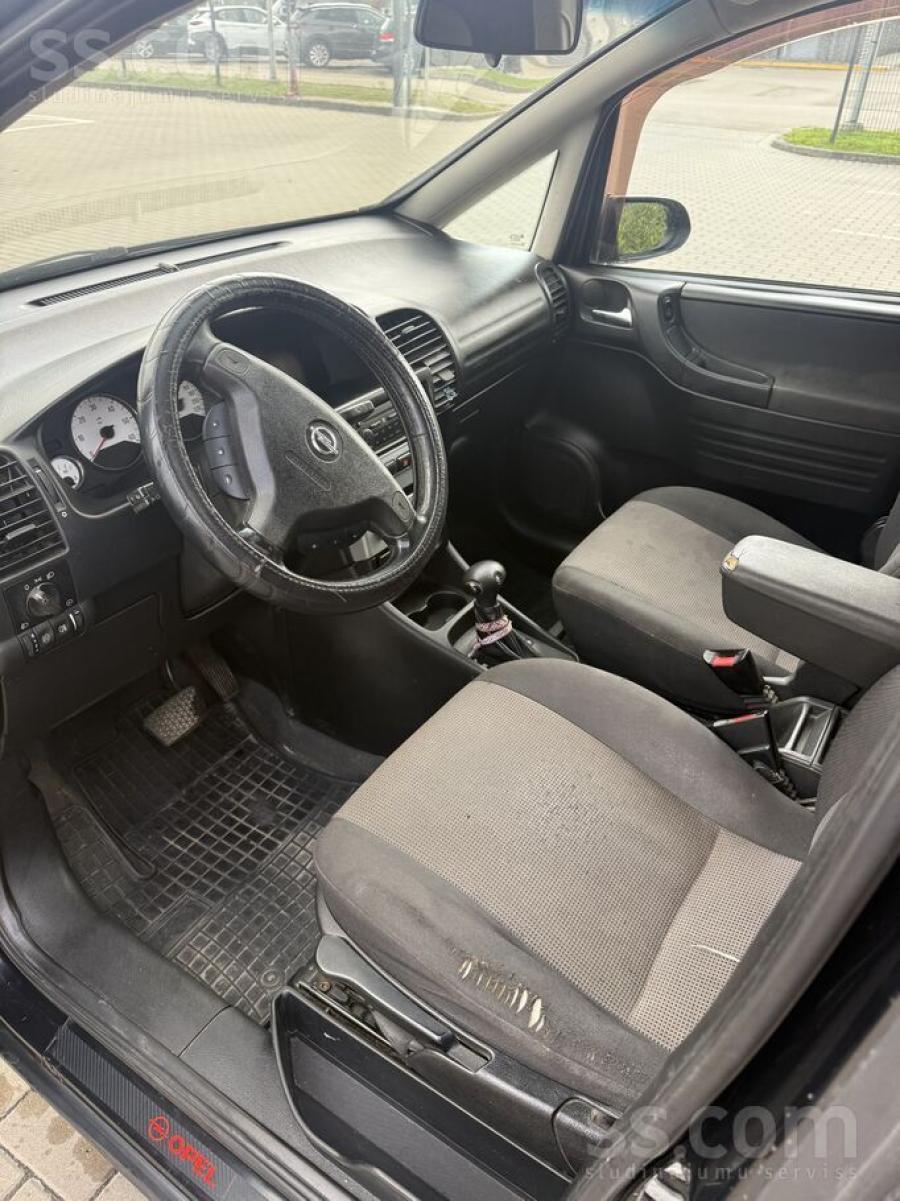 Melns Opel Zafira 2004 Jelgava, ar dzinēja tilpumu 2.00 L un nobraukumu 392 tūkst. km par 850 €, foto 9 vietnē AUTOMOTO.COM.LV