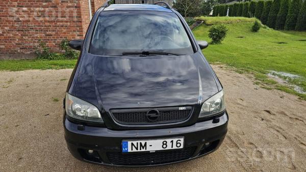 Черный Опель Зафира 2004 в Цесис, объемом двигателя 2.00 л и пробегом 296 тыс. км за 3000 €, фото 4 на AUTOMOTO.COM.LV