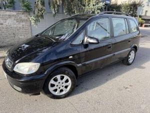 Черный Опель Зафира 2004 в Каунас, объемом двигателя 1.80 л и пробегом 271 тыс. км за 950 €, фото 3 на AUTOMOTO.COM.LV