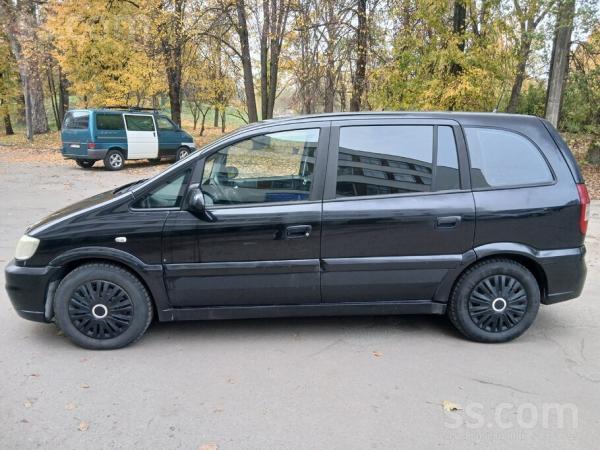 Melns Opel Zafira 2004 Rīga, ar dzinēja tilpumu 2.20 L un nobraukumu 343 tūkst. km par 1300 €, foto 3 vietnē AUTOMOTO.COM.LV