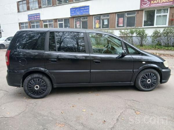 Melns Opel Zafira 2004 Rīga, ar dzinēja tilpumu 2.20 L un nobraukumu 343 tūkst. km par 1300 €, foto 7 vietnē AUTOMOTO.COM.LV